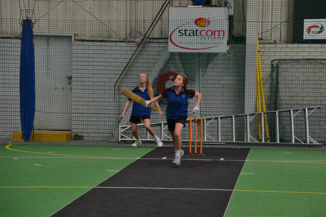 Indoor Cricket – EISM